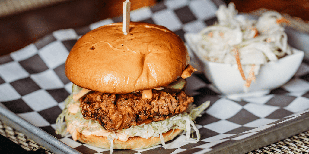 Bogey's Pub - Golden Oaks