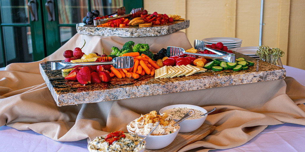 Bogey's Pub - Golden Oaks